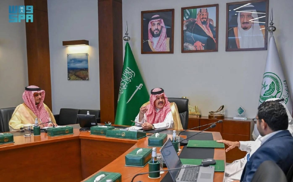 الأمير عبدالعزيز بن سعد يطّلع على تصاميم مشروع المنطقة المركزية بحائل ...